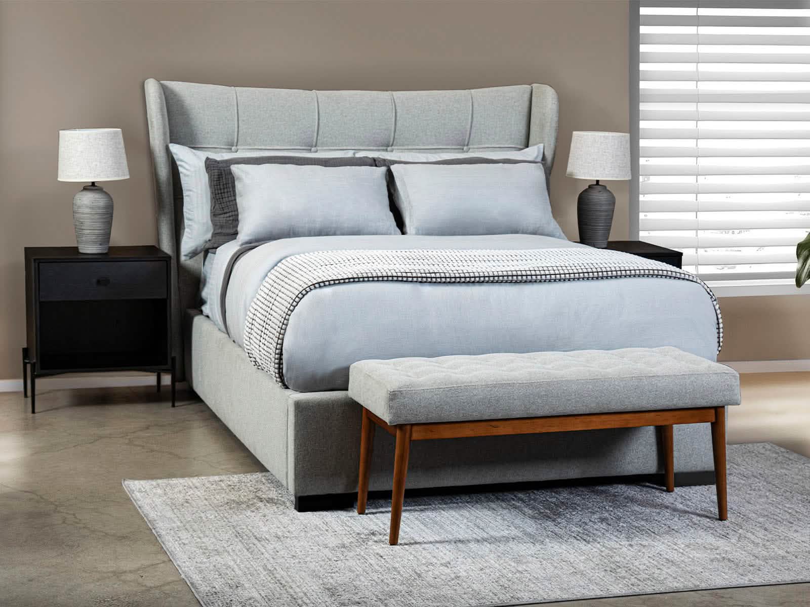 Set Dormitorio Thompson Ijoy Queen | Colineal Ecuador | SKU ...